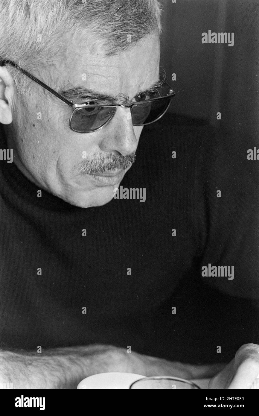 El poeta catalán Gabriel Ferrater retratado en el año 1970 Stock Photo ...