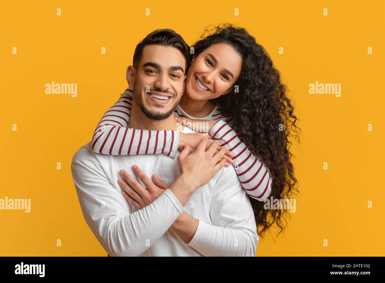 Concept couple support smiling hi-res stock photography and images - Alamy
