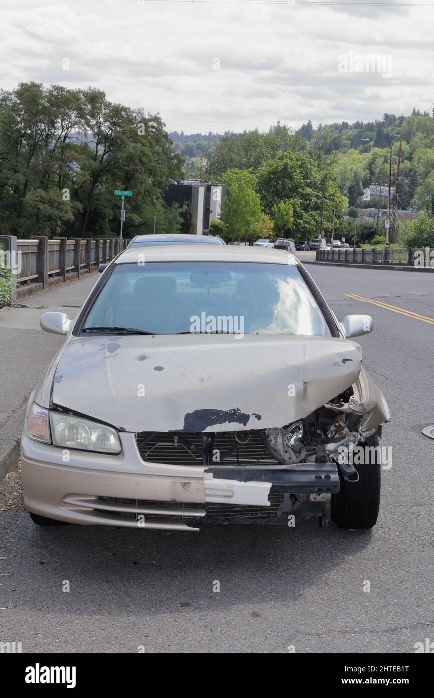 Toyota accident hi-res stock photography and images - Alamy