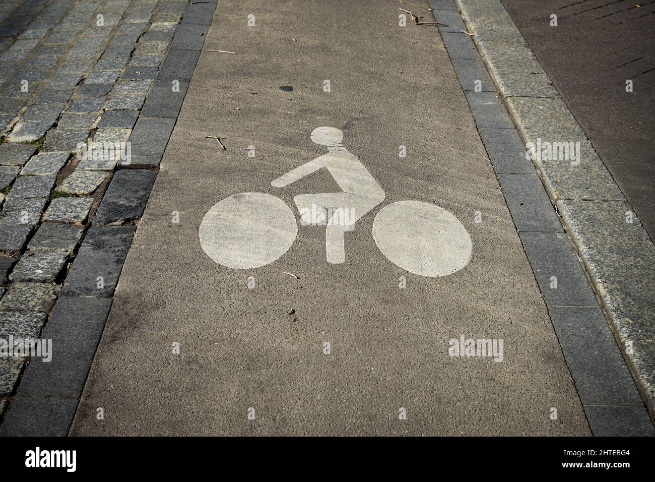 view of a cycle path in Paris in France Stock Photo - Alamy