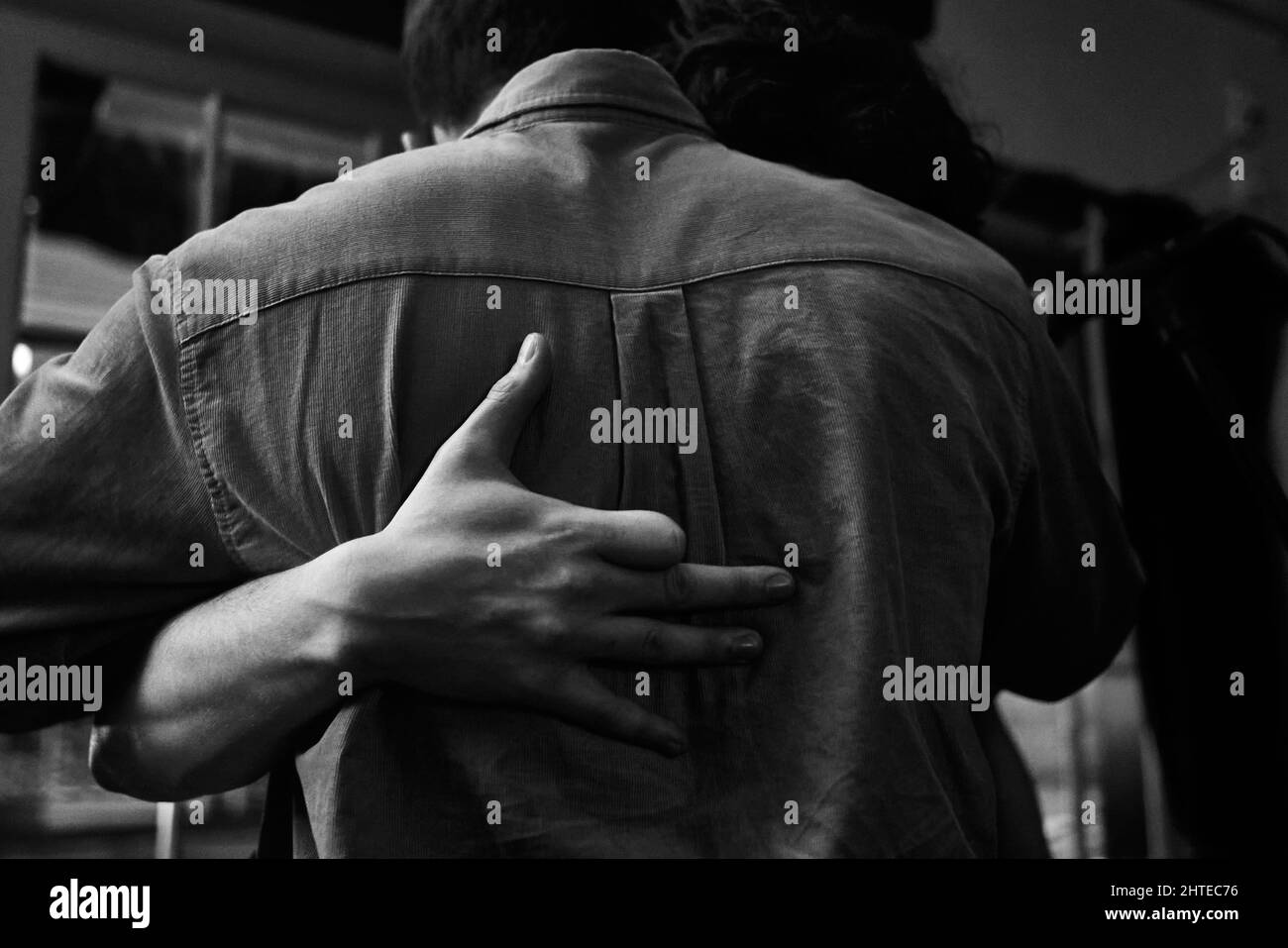 Two persons hand Black and White Stock Photos & Images - Alamy