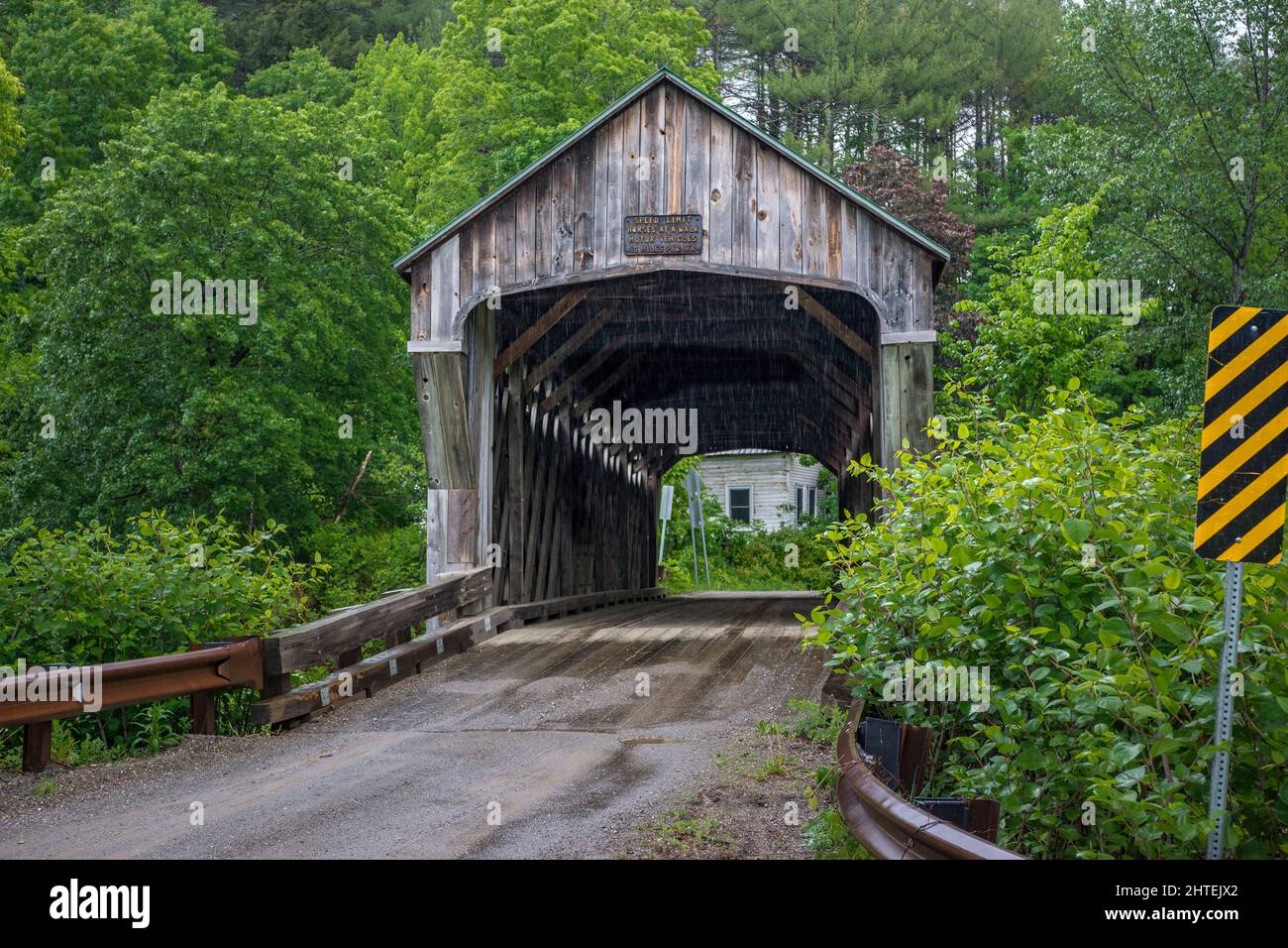 Mad hut hi-res stock photography and images - Alamy