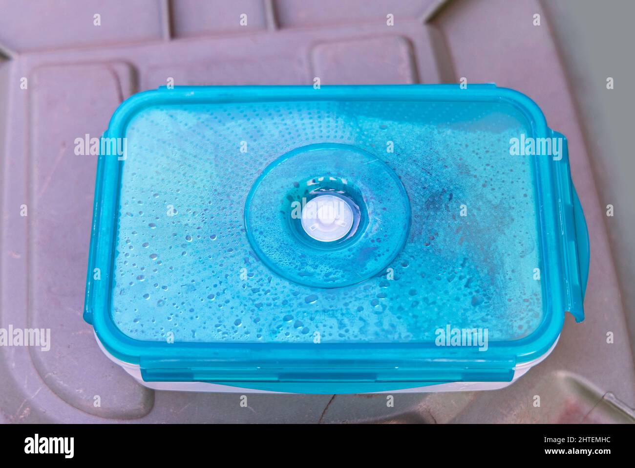 Vacuum valve hi-res stock photography and images - Alamy