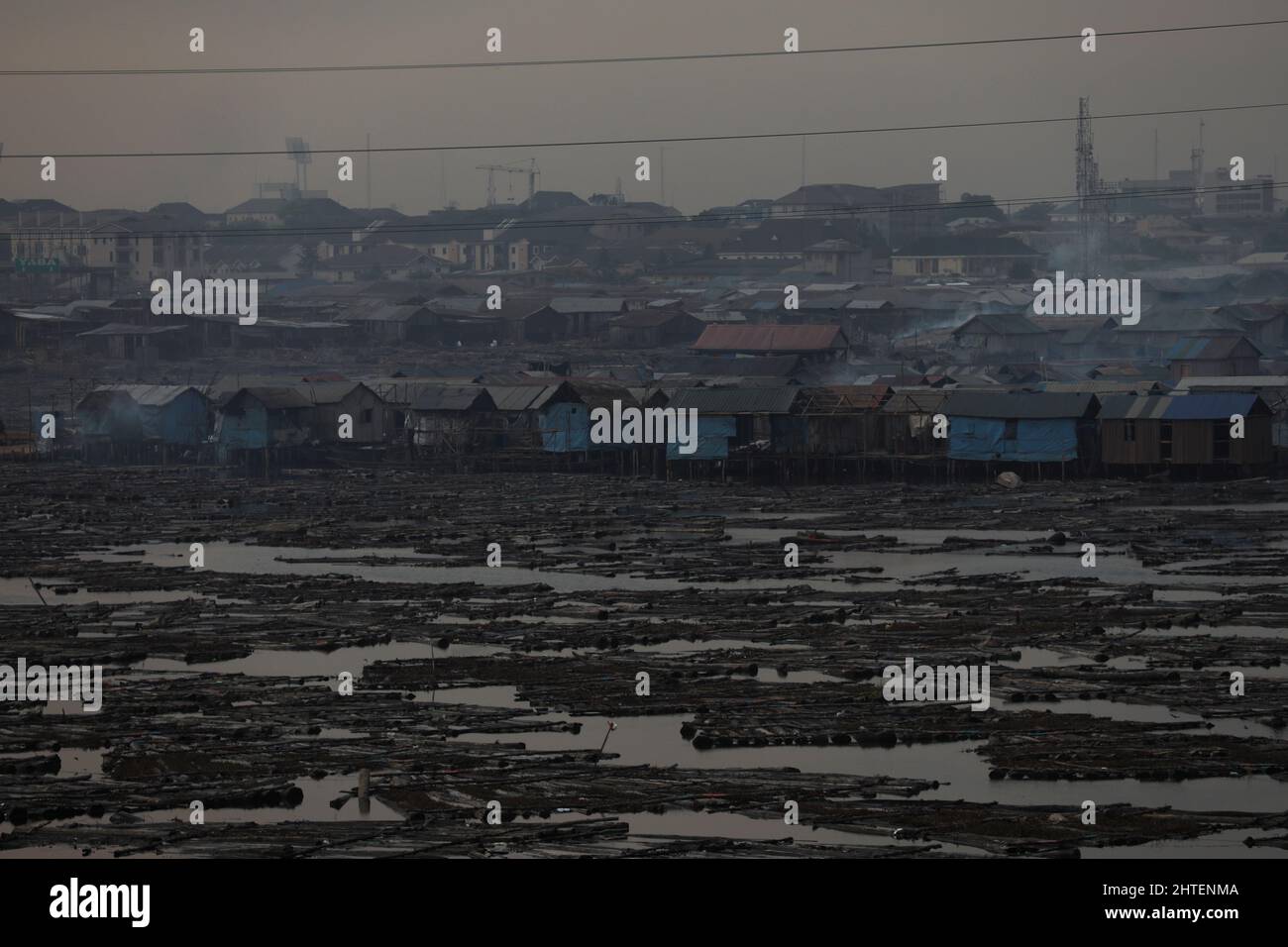 Slum in makoko lagos hi-res stock photography and images - Alamy