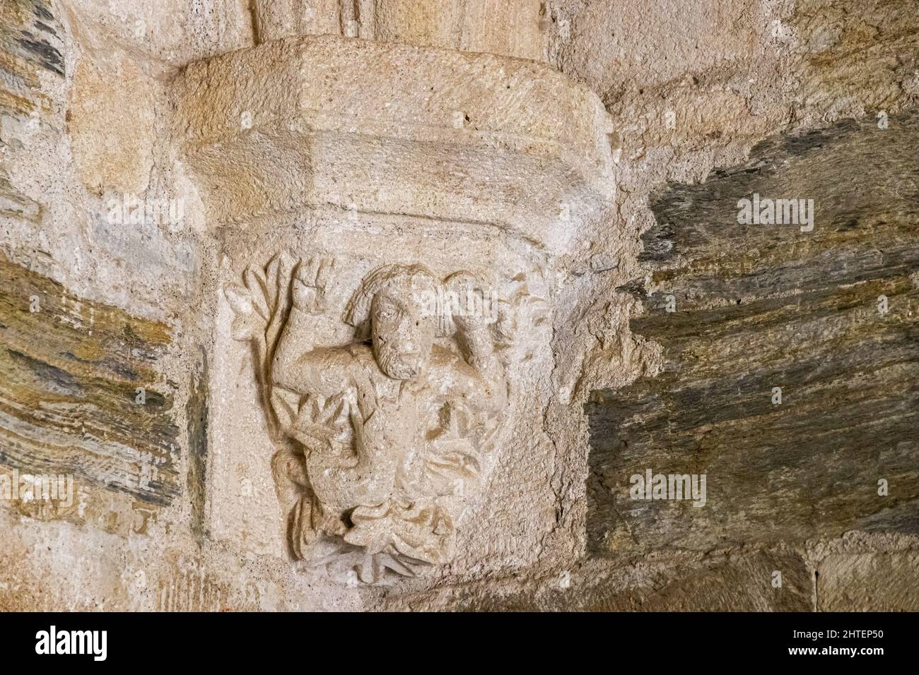 Romanesque corbels in medieval hi-res stock photography and images - Alamy