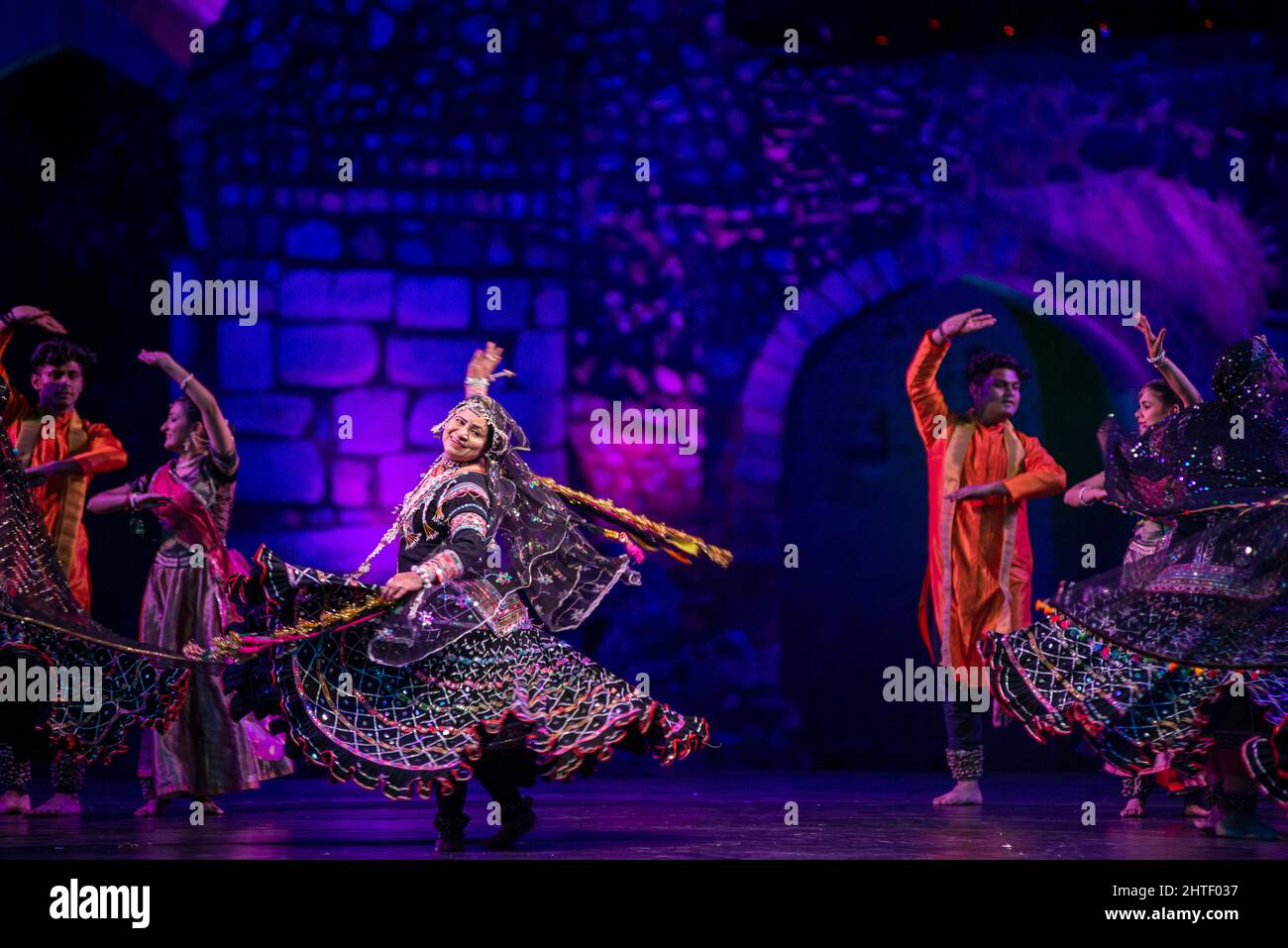 New Delhi, India. 27th Feb, 2022. Dancers of Gulabi sapera party seen ...
