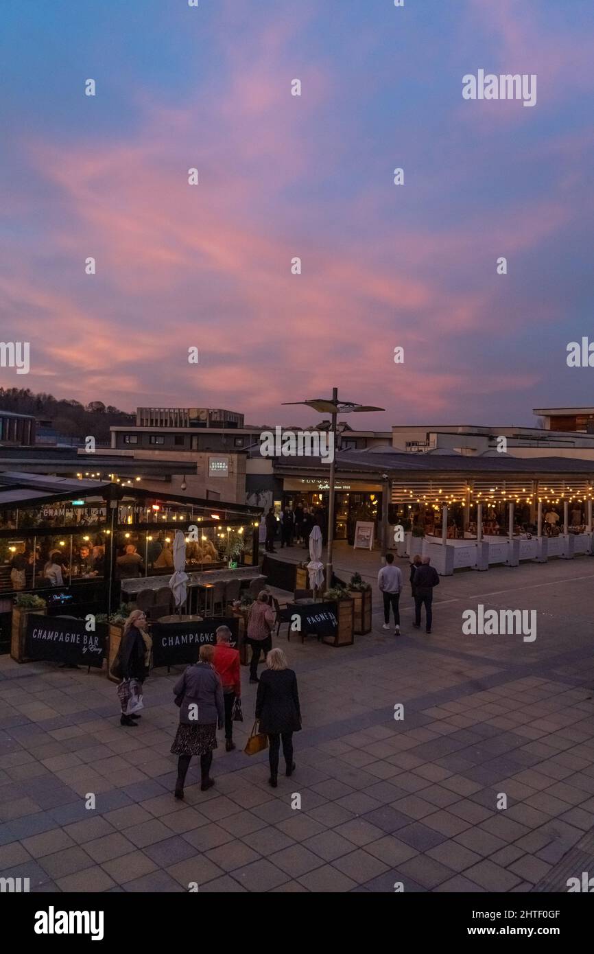 Nights out uk hi-res stock photography and images - Alamy