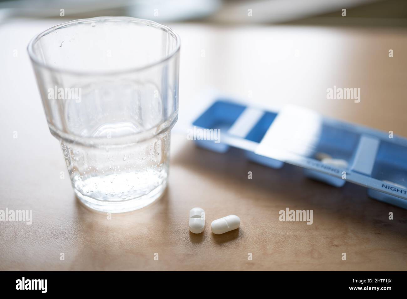 Young woman in the hospital after surgery Stock Photo - Alamy