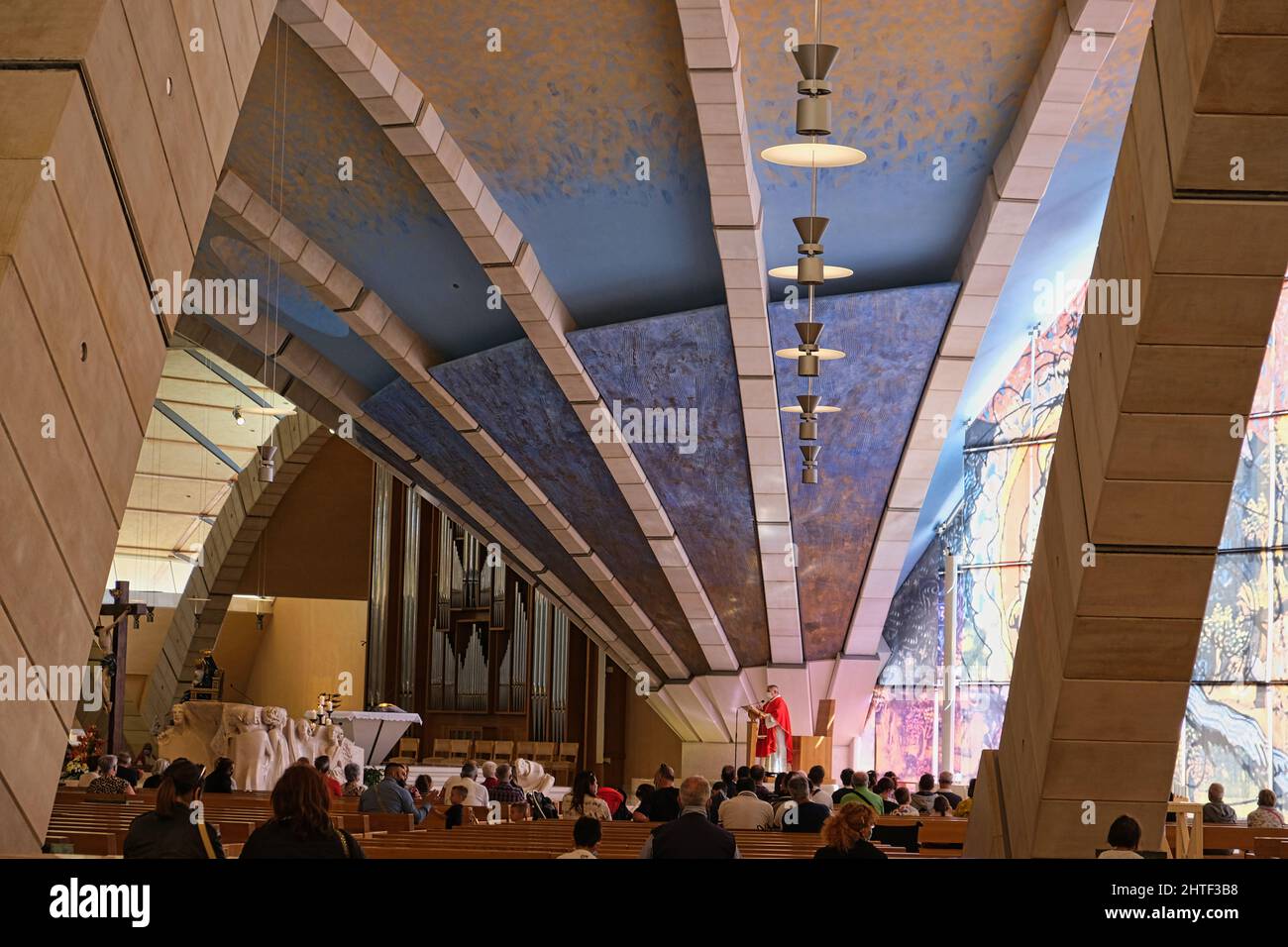 Padre pio pilgrimage church hi-res stock photography and images - Alamy