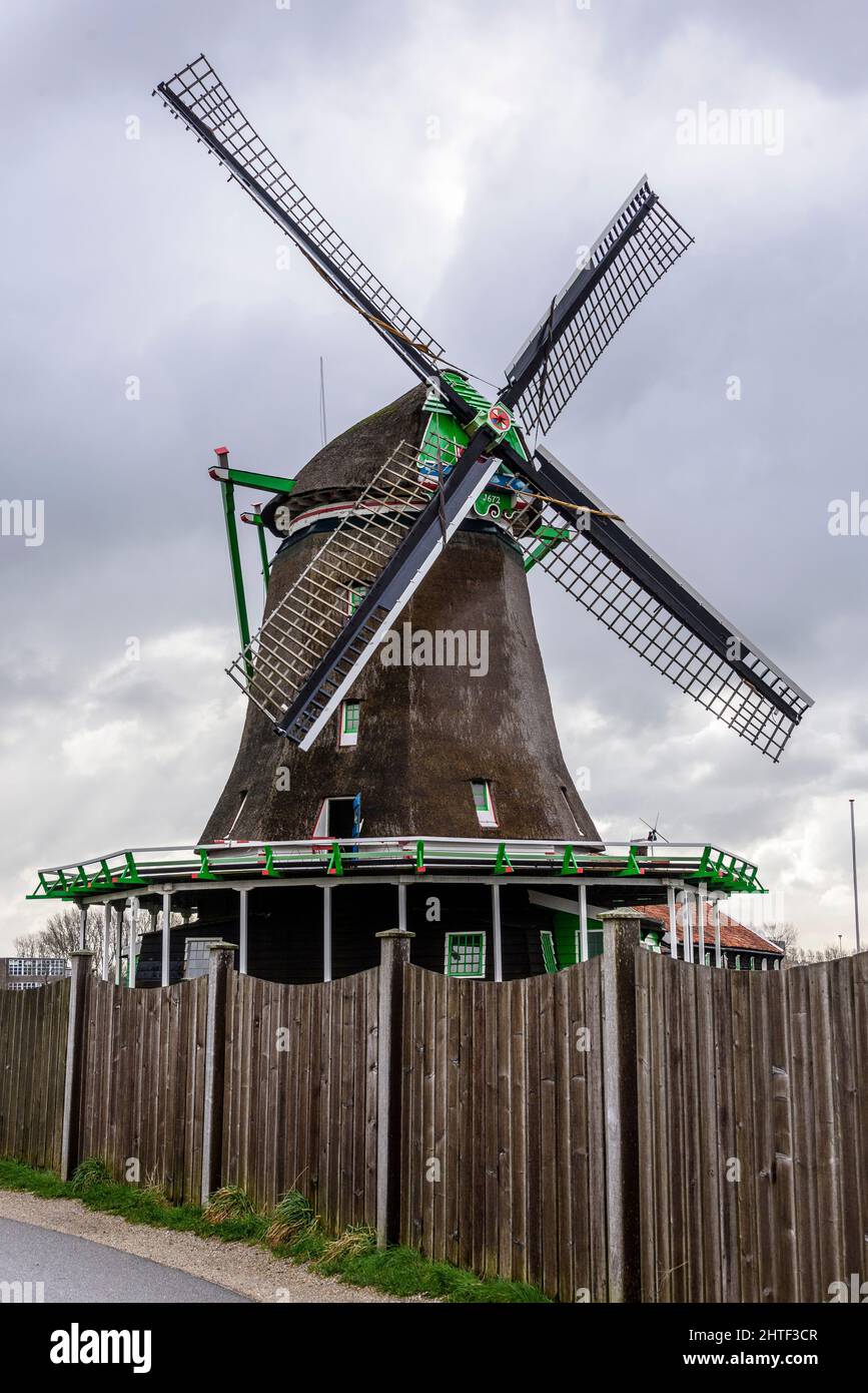Grey windmill hi-res stock photography and images - Alamy