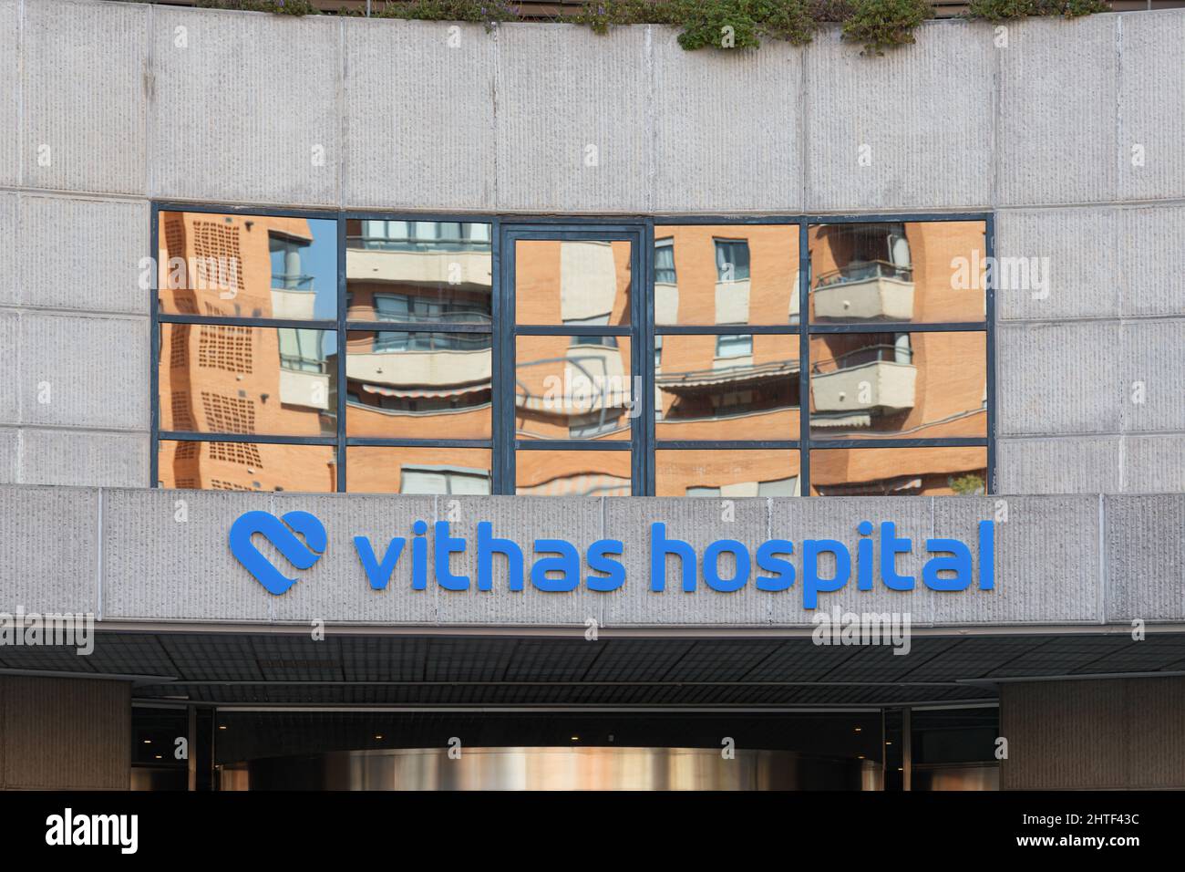 Vithas Logo Vidith Visible Through Video