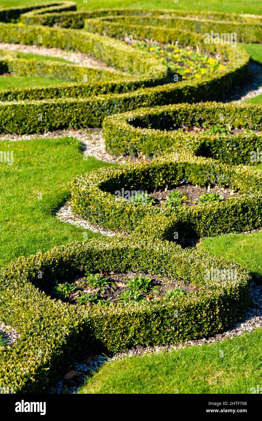 Parterre garden hi-res stock photography and images - Alamy