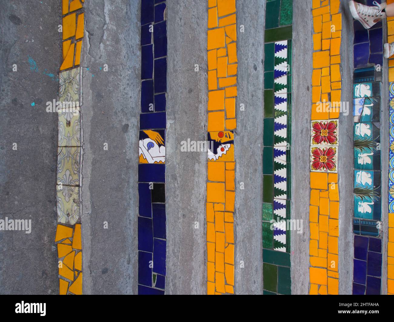 Rio graffiti stairs hi-res stock photography and images - Alamy