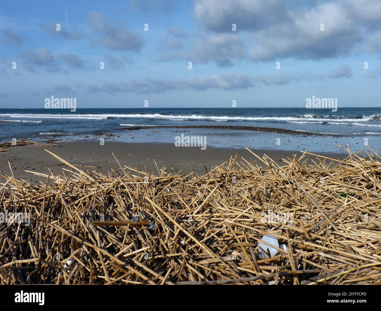Sardinia, Marina di Sorso beach in winter Stock Photo - Alamy