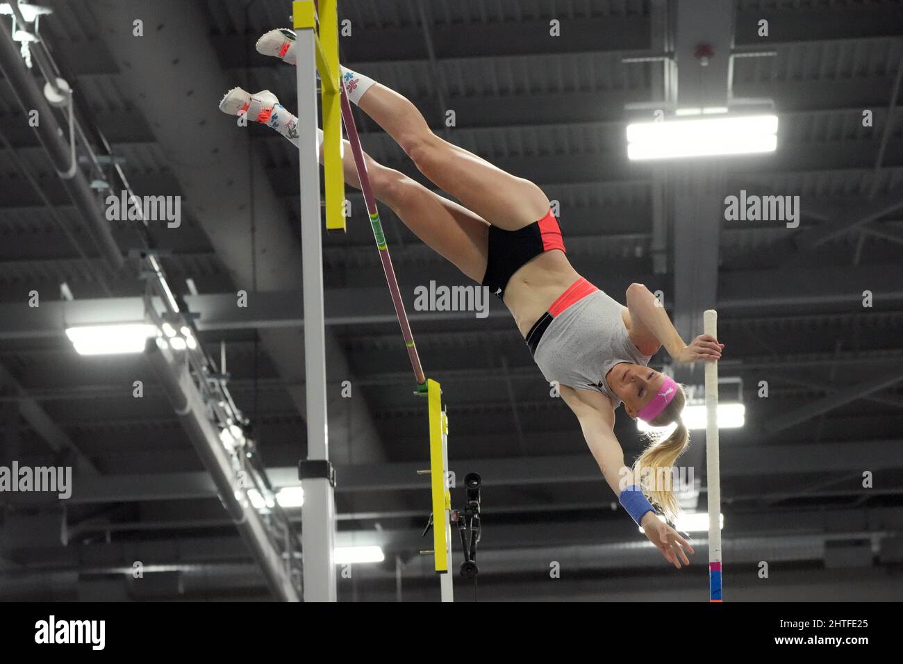 Sandi Morris wins the women's pole vault at 15-9 (4.80m) during the USA ...