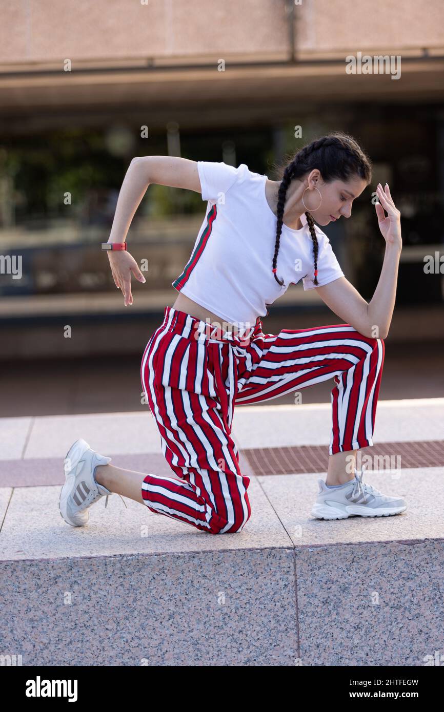 young girl performing urban dance Stock Photo - Alamy