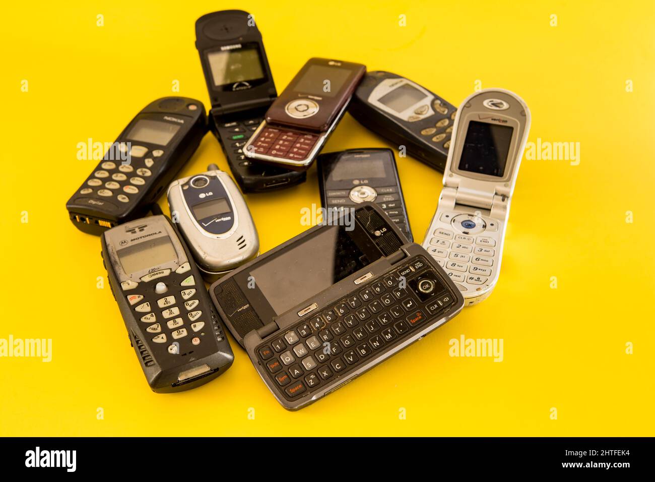 Evolution of mobile phones hi-res stock photography and images - Alamy