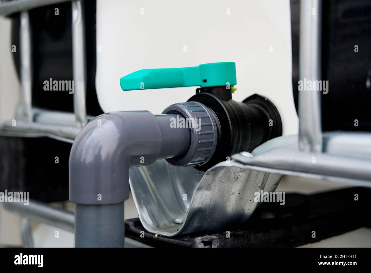 Irrigation system for watering a vertical green wall garden on behalf ...