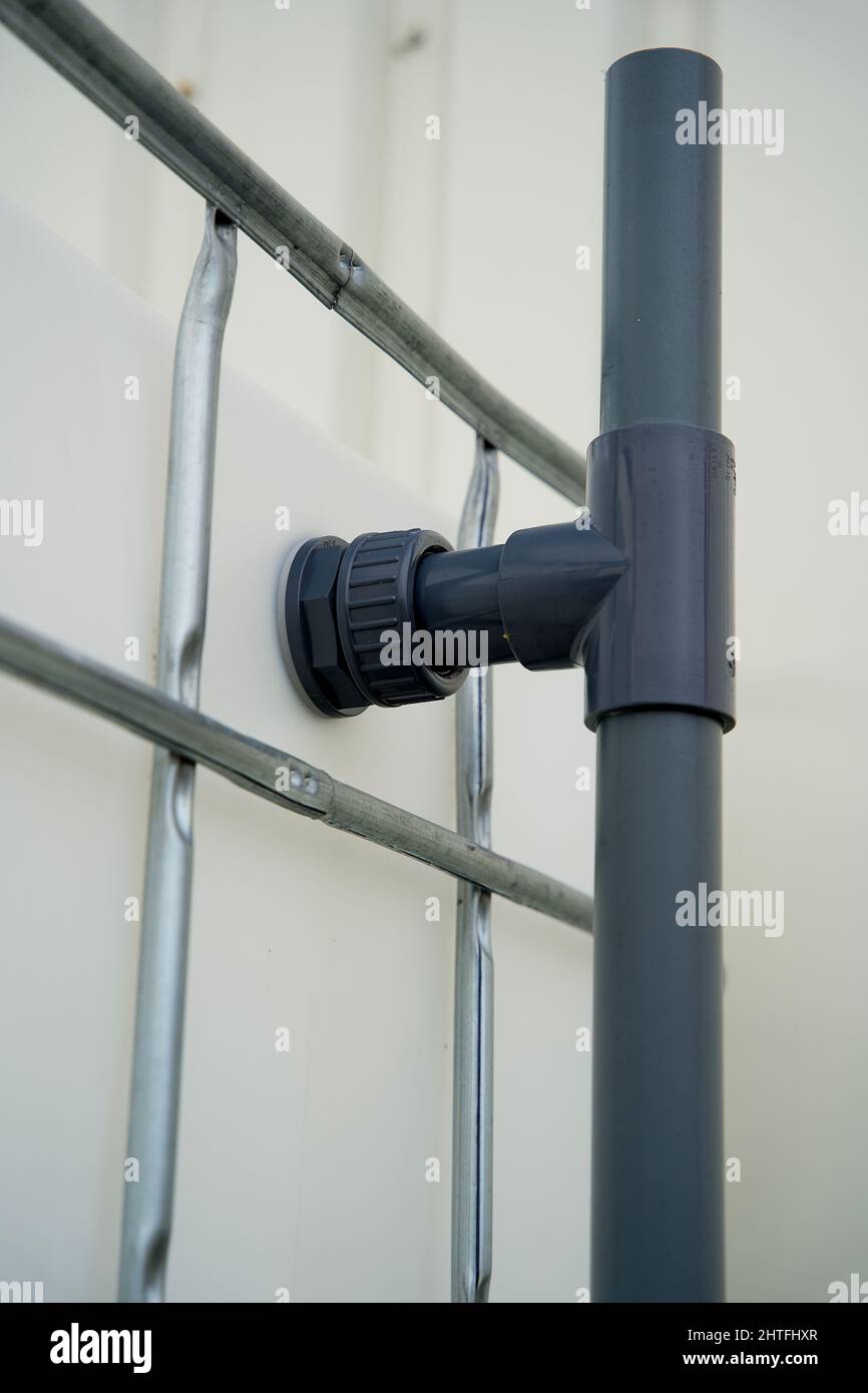 Irrigation system for watering a vertical green wall garden on behalf ...