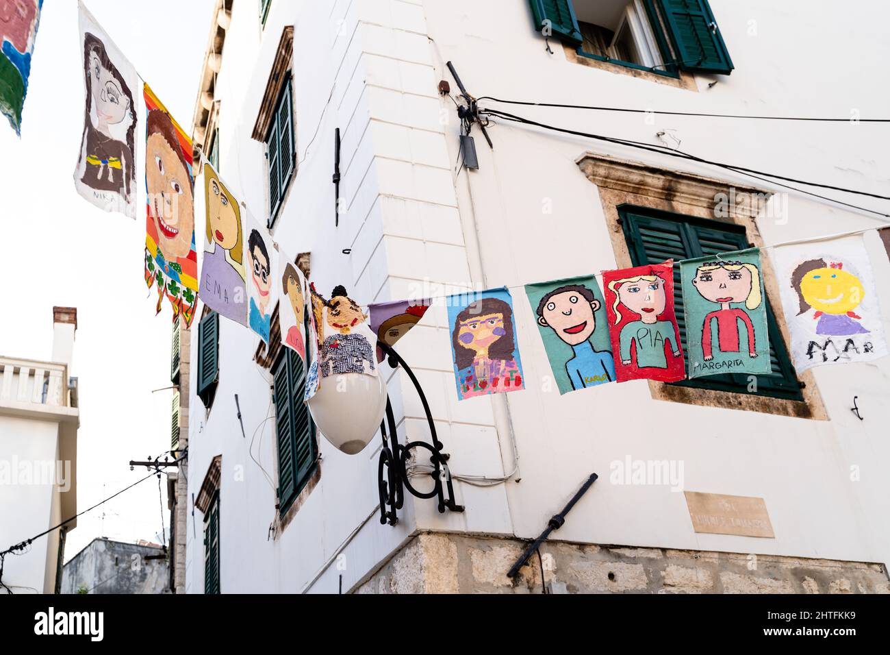 Street art of children in Sibenik, Croatia Stock Photo - Alamy