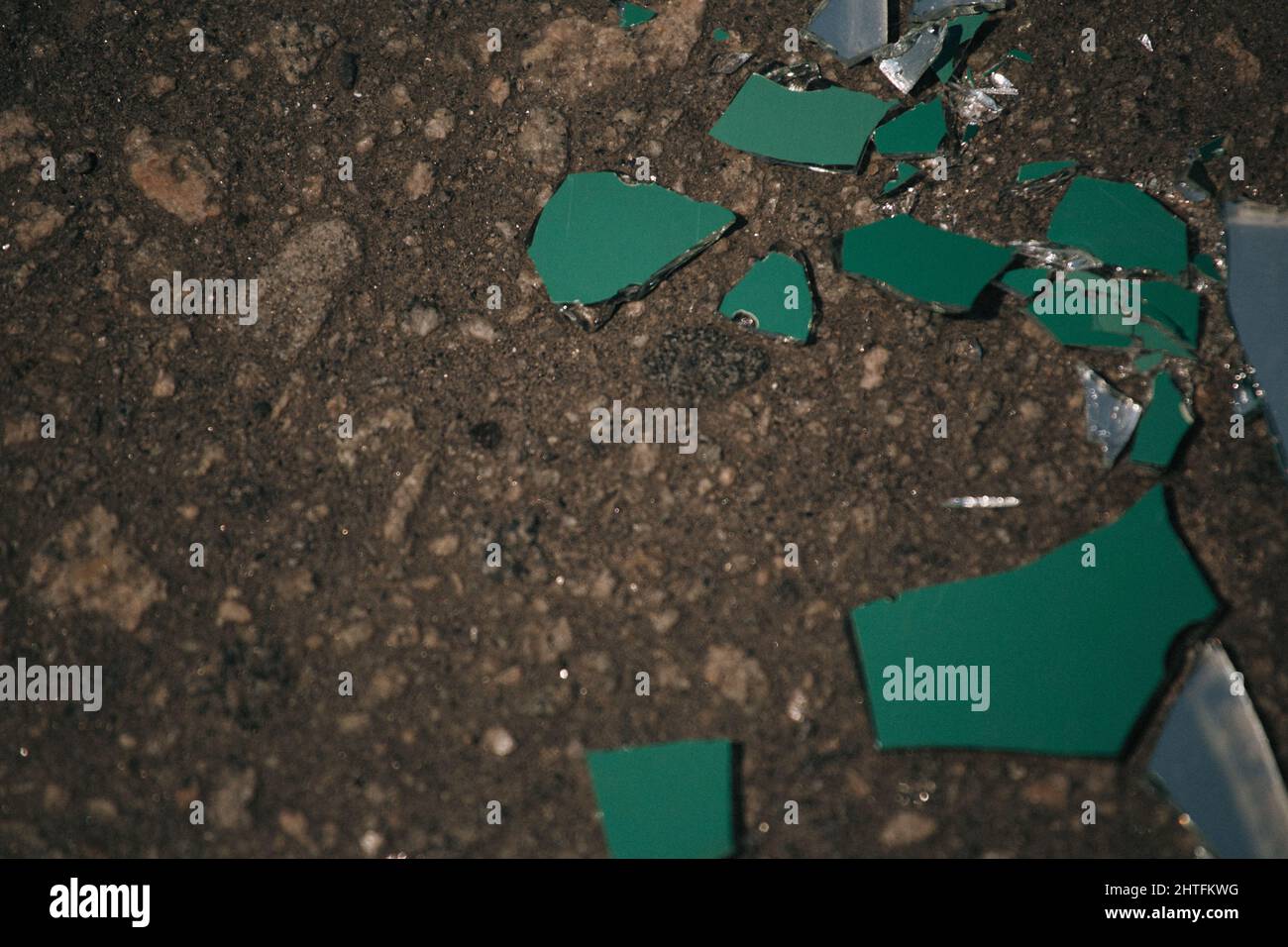 Broken mirror pieces hi-res stock photography and images - Alamy