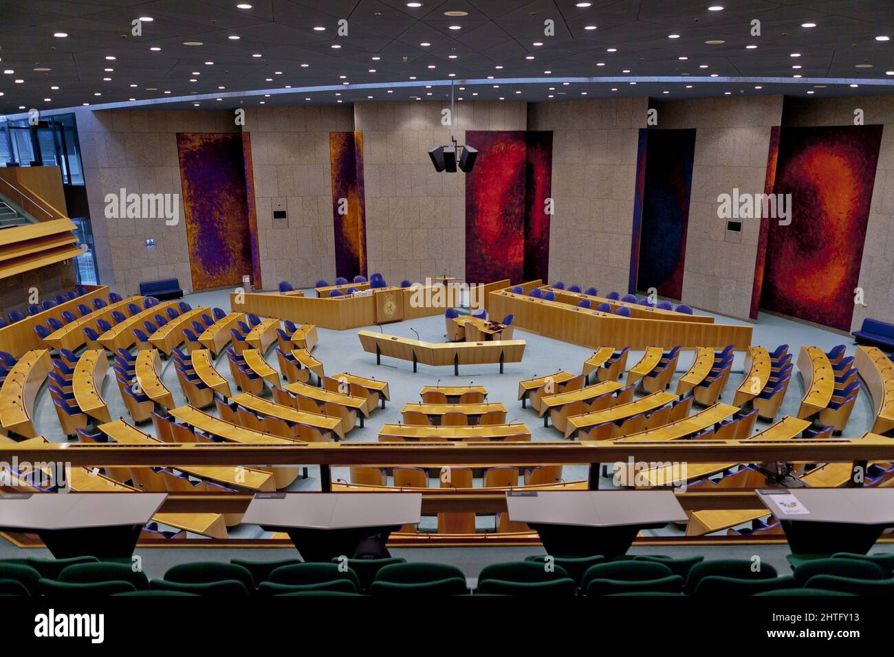 Hague chamber hi-res stock photography and images - Alamy