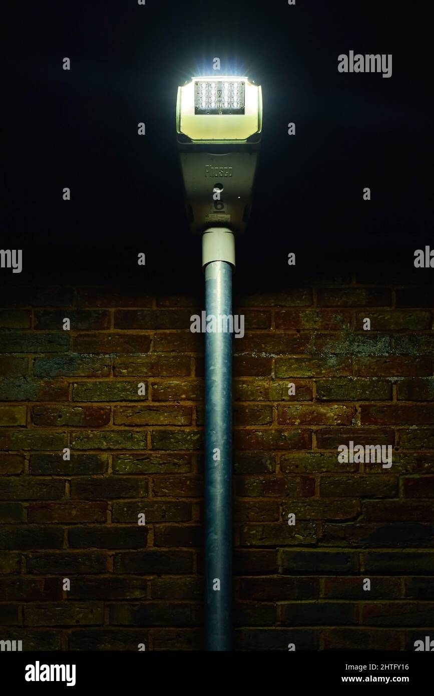 Close up of a street light at night Stock Photo - Alamy