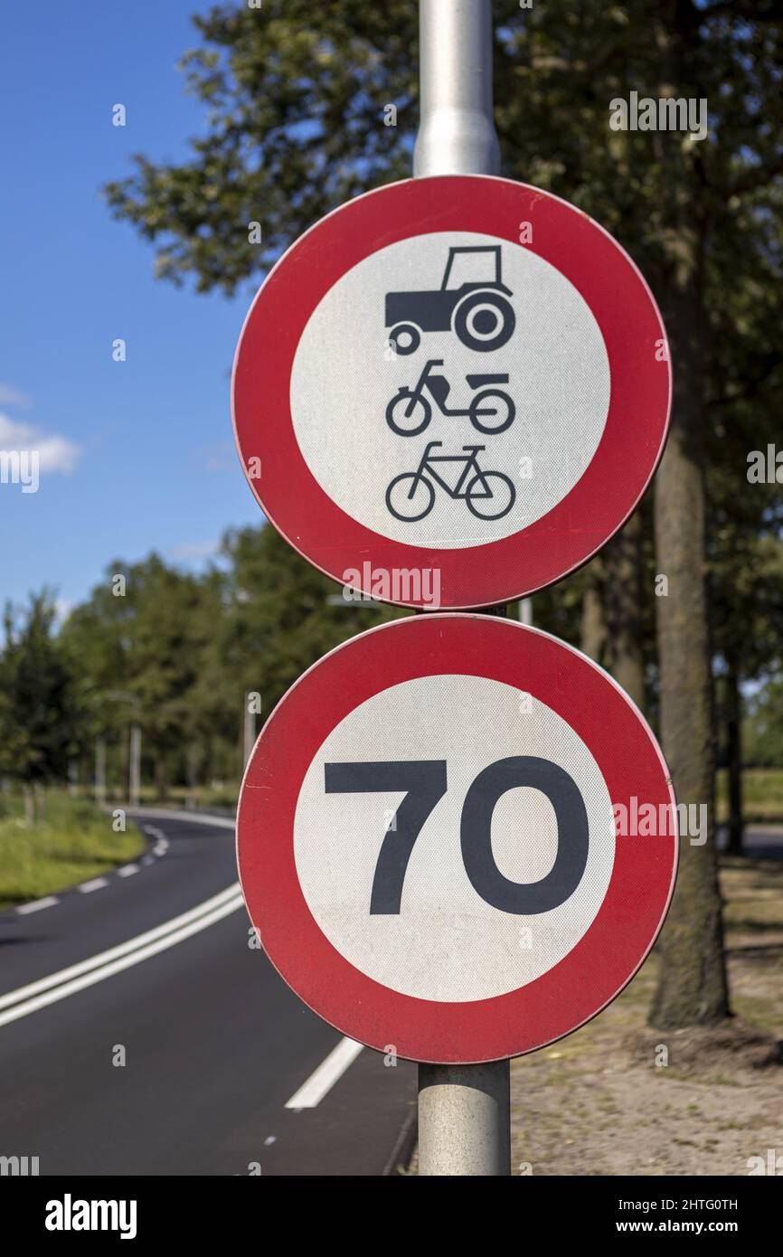 Roadside traffic sign Stock Photo - Alamy
