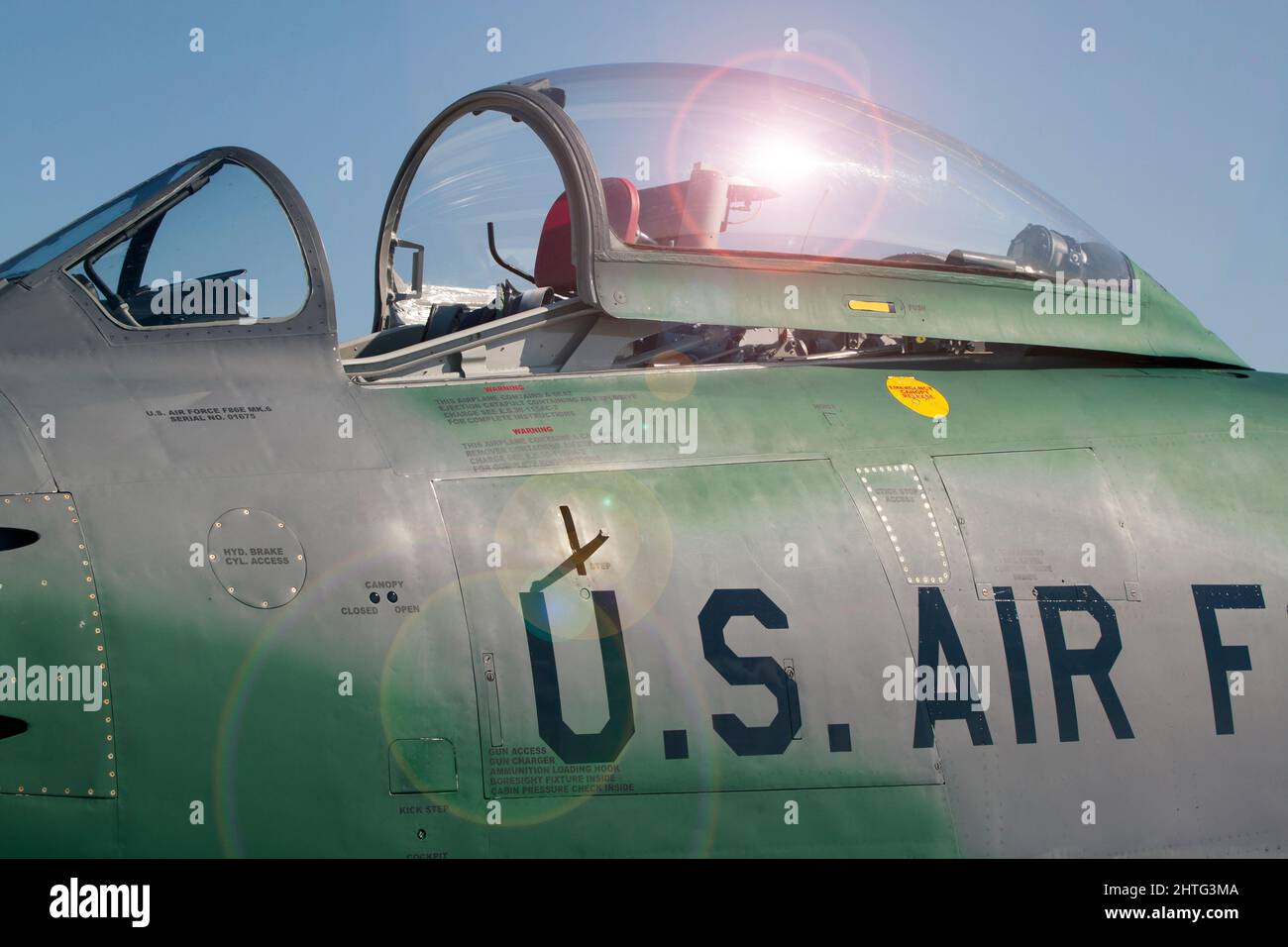 2021 ParisVillaroche Air Legend Meeting - the North American F-86 Sabre ...