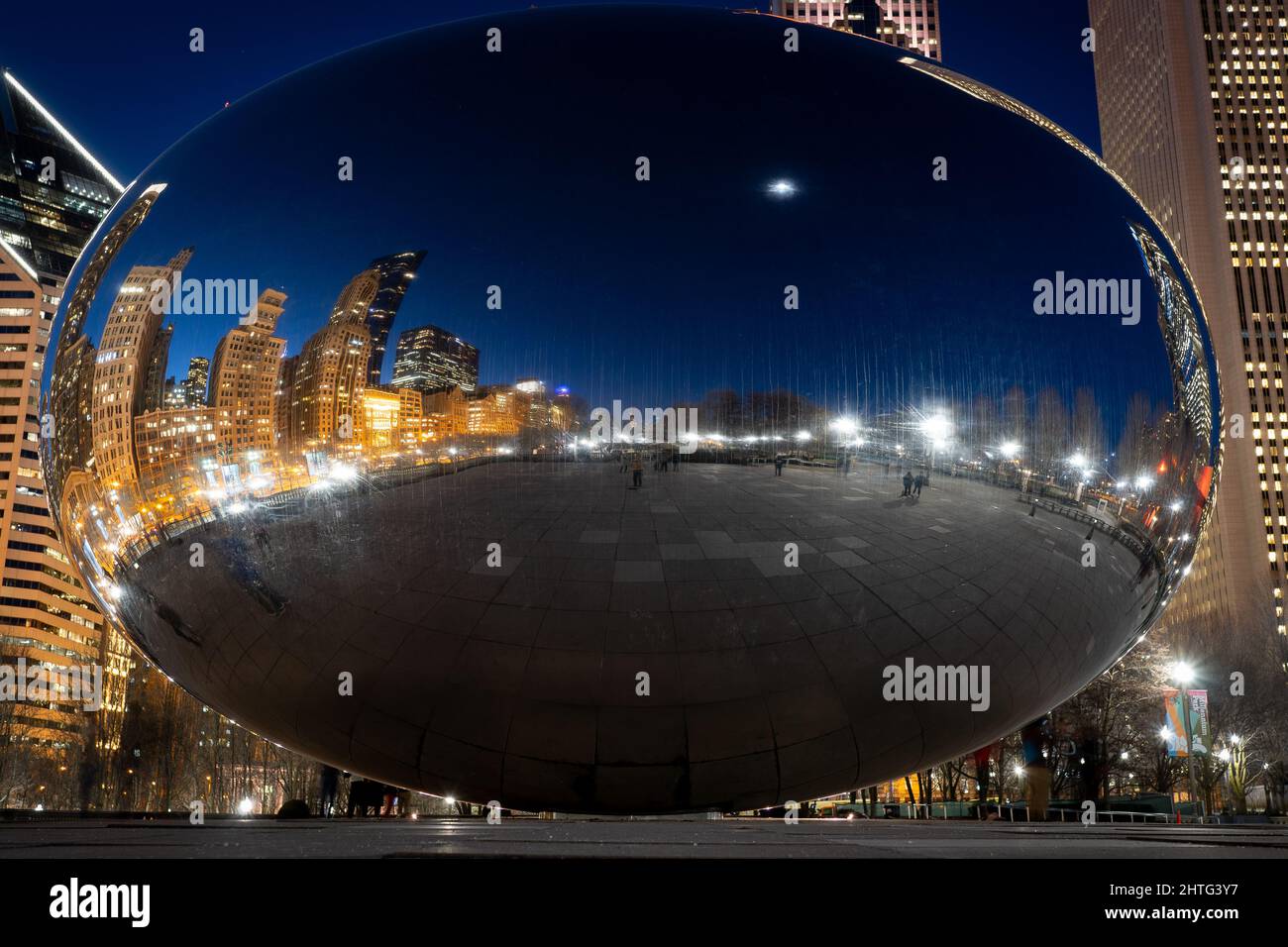 Long exposure of the Bean without tourist taken at night Stock Photo ...
