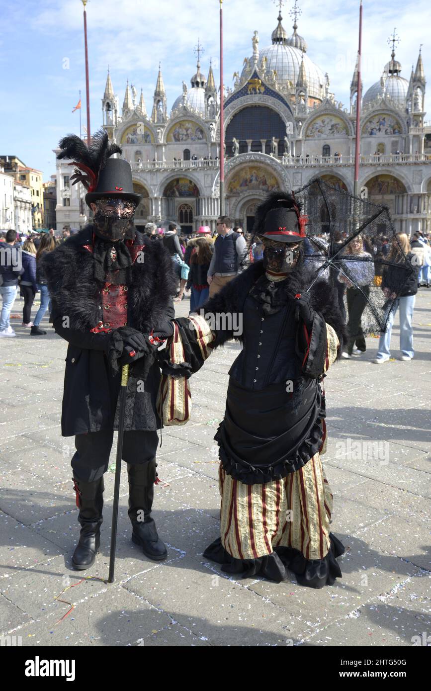 Venice, Italy. 27th Feb, 2022. The Carnival of Venice (Italian ...