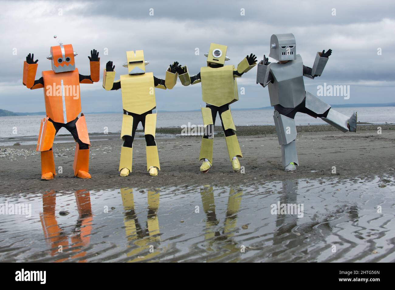 Playful robot technology hi-res stock photography and images - Alamy