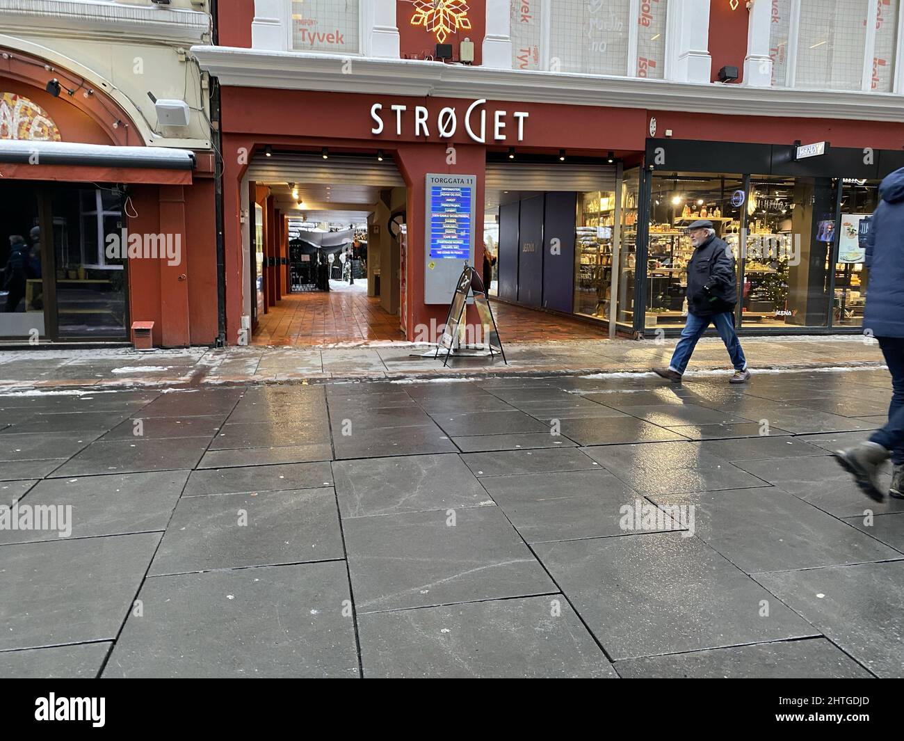 Facade of Stroget night club in Oslo City under a bright sunlight Stock Photo - Alamy