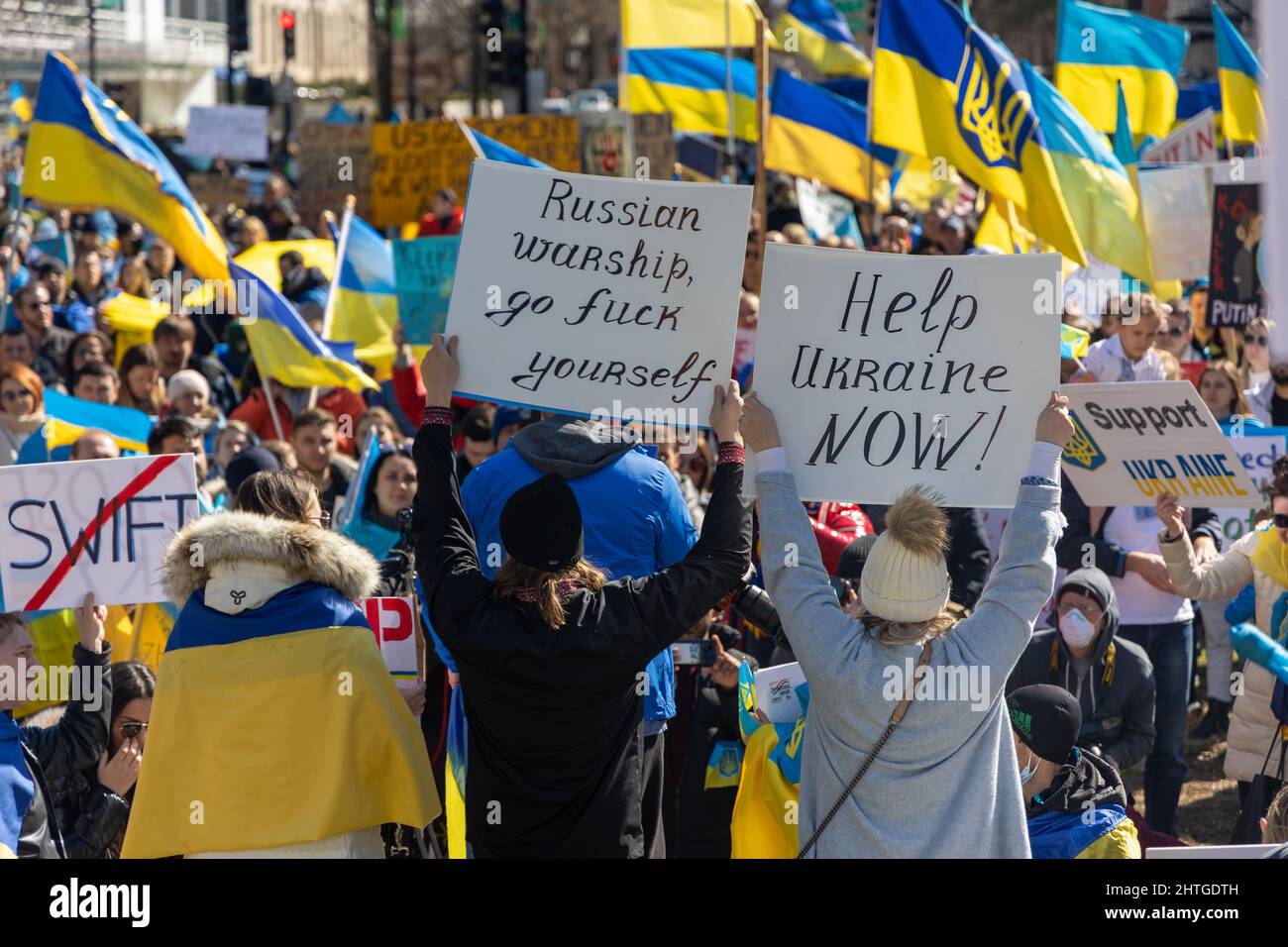 Ukraine support rally outside the White House in Washington DC on ...