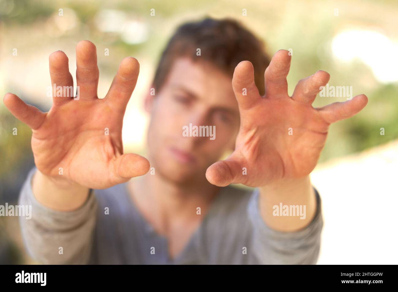Calloused hands hi-res stock photography and images - Alamy