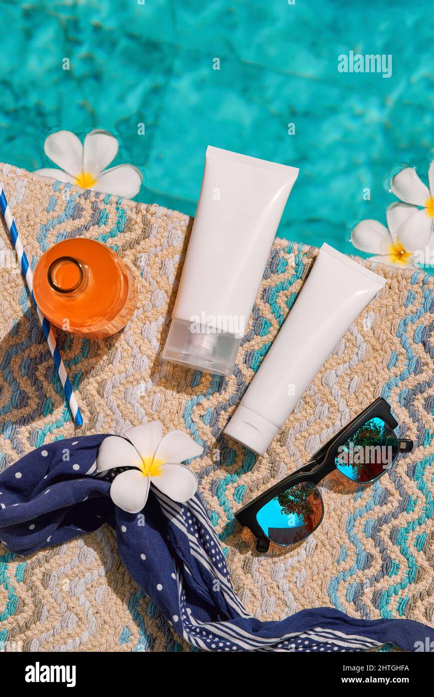 Woman sun cream face beach hi-res stock photography and images - Alamy