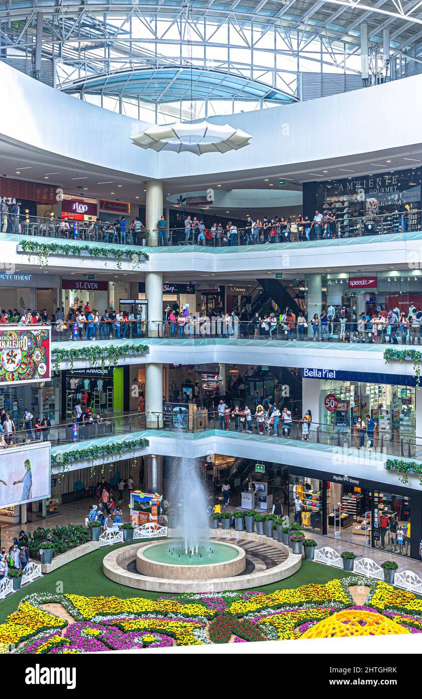 Centro comercial Santa Fe, Medellín, Colombia Stock Photo - Alamy