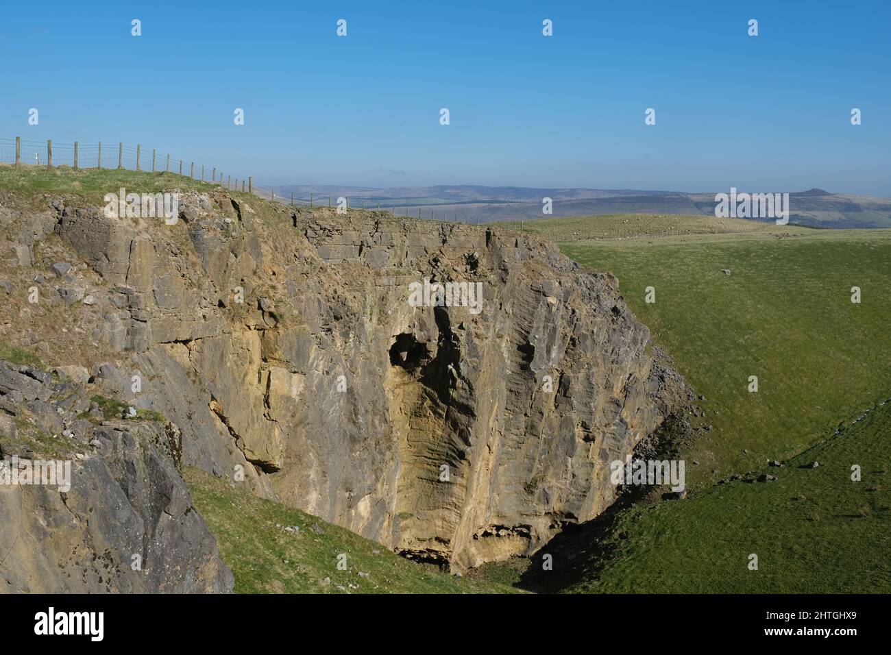Quarry face hi-res stock photography and images - Alamy