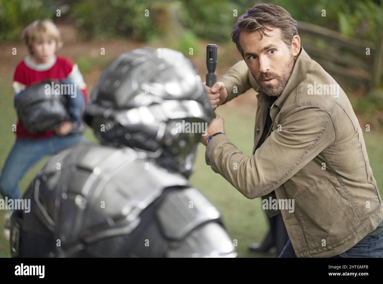 THE ADAM PROJECT, from left: Walker Scobell, Ryan Reynolds, 2022. ph ...