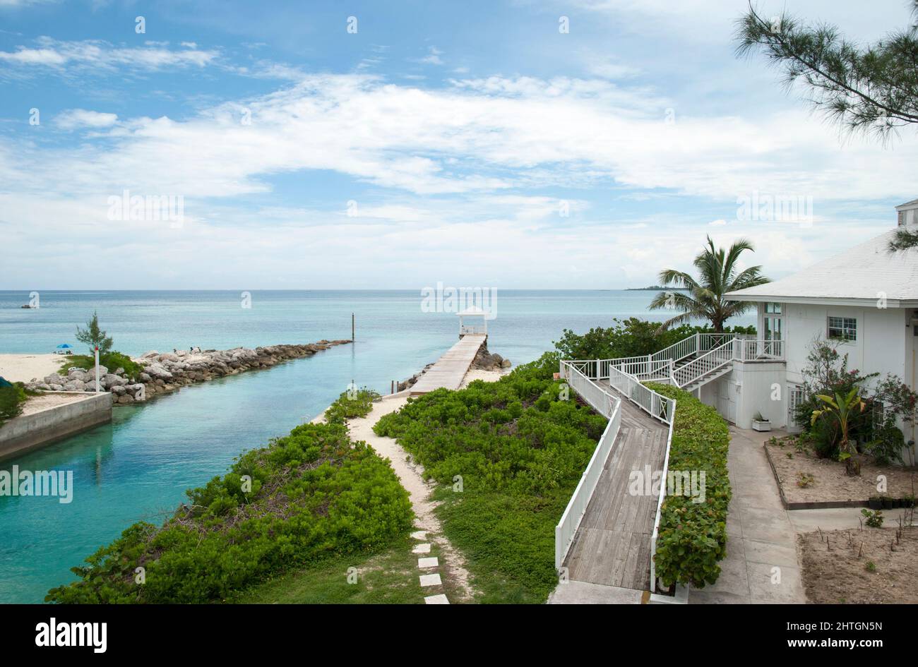 Nassau bahamas aerial view city hi-res stock photography and images - Alamy