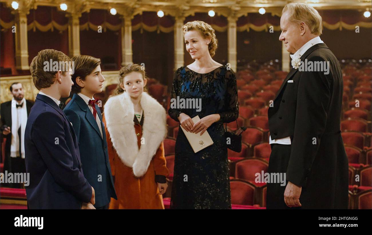 I'LL FIND YOU, (aka MUSIC, WAR AND LOVE), from left: Timon Staehler ...