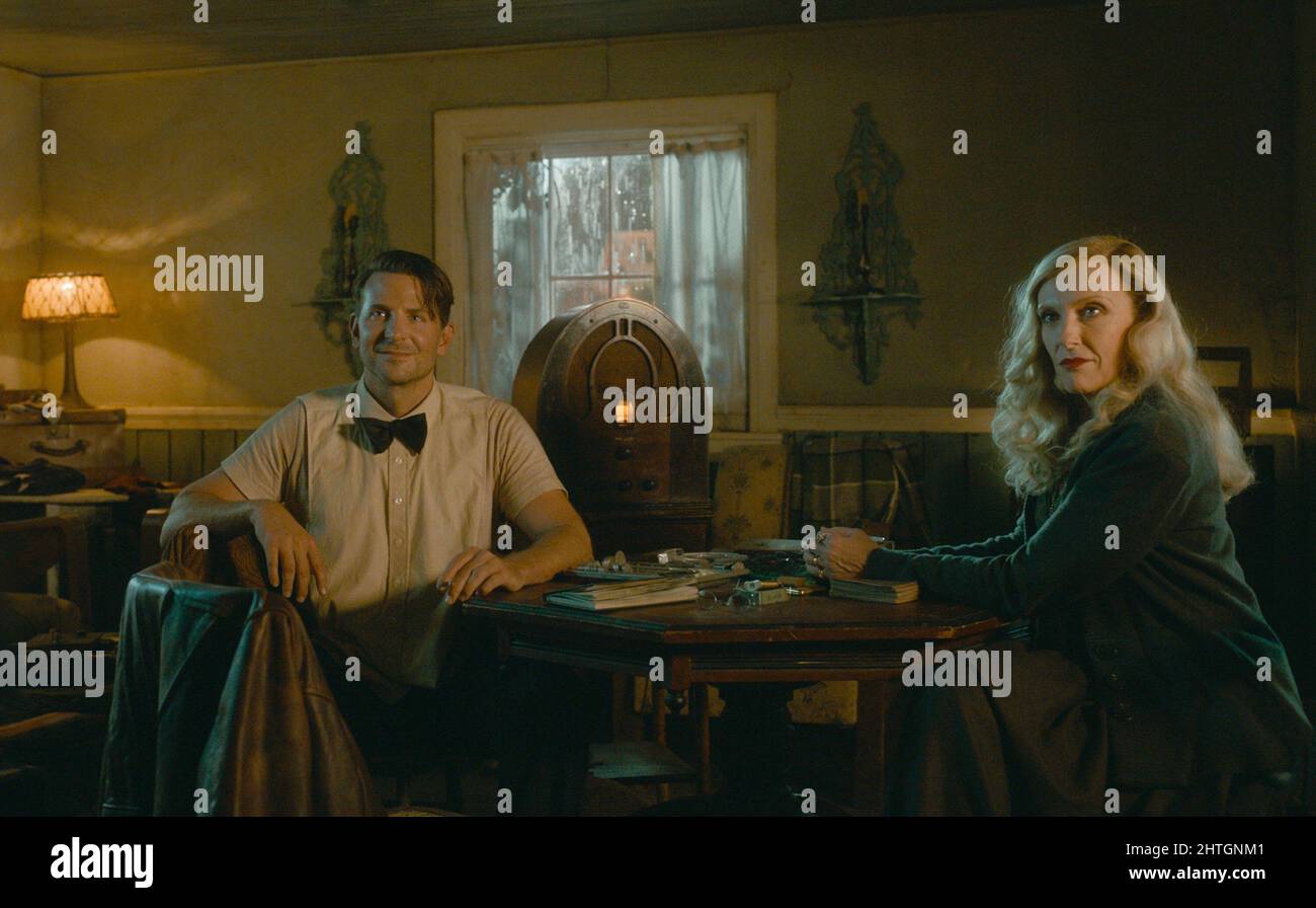 NIGHTMARE ALLEY, from left: Bradley Cooper, Toni Collette, 2021 ...