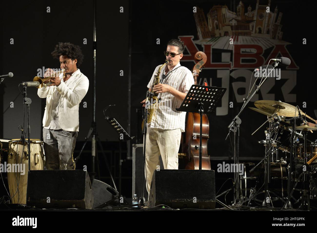 The chieftains irish band hi-res stock photography and images - Alamy