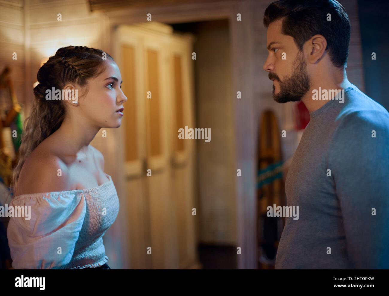 CIELO GRANDE, (aka SECRETS OF SUMMER), from left: Pilar Pascual ...