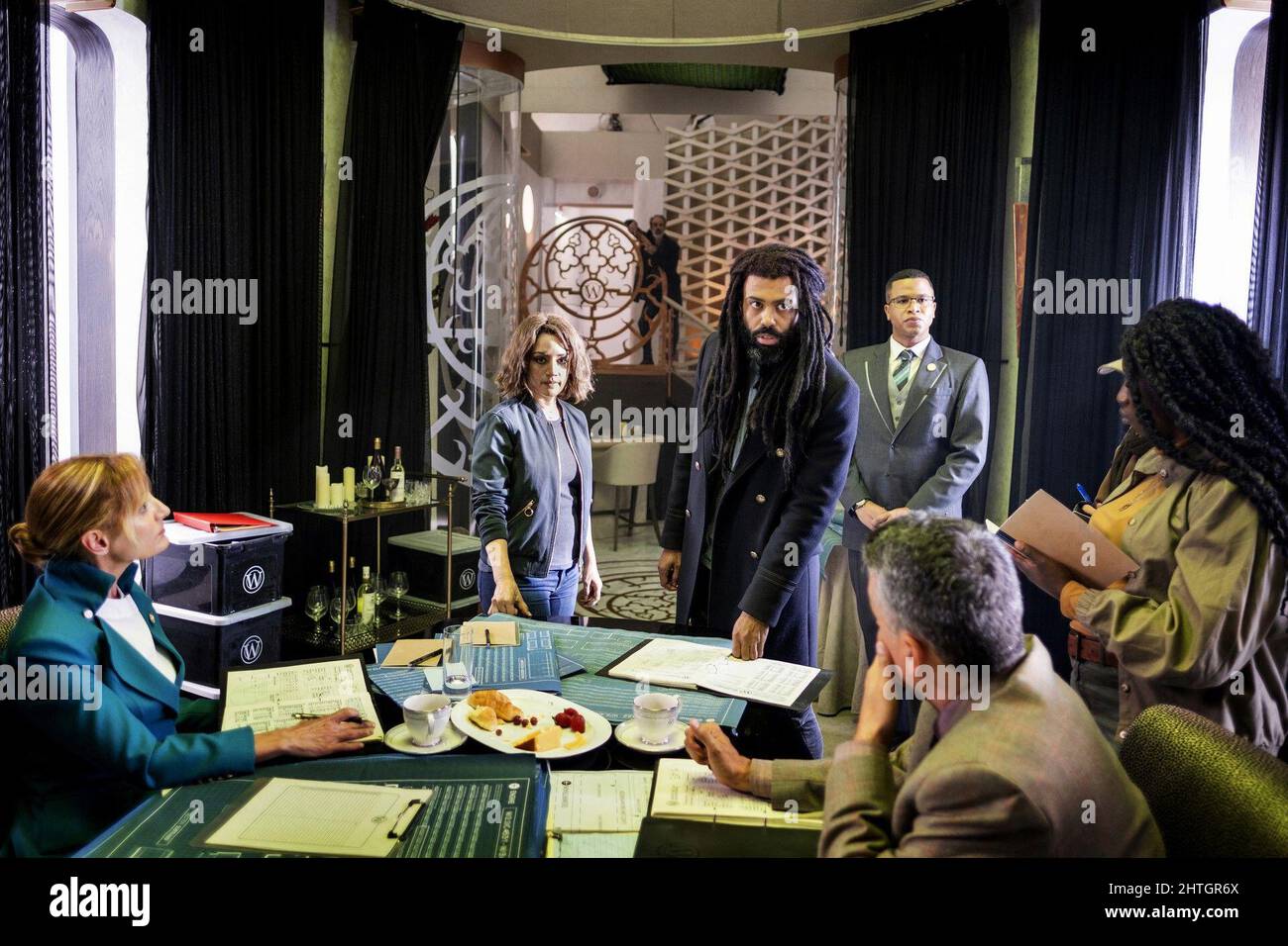 SNOWPIERCER, center from left: Archie Panjabi, Daveed Diggs, Bound by ...