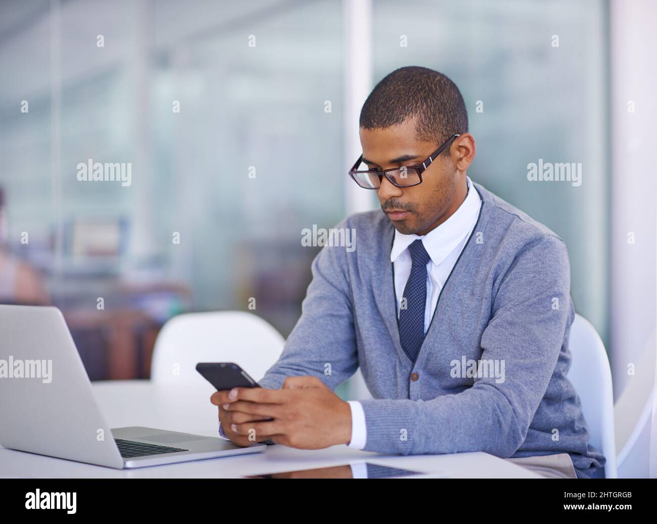 Profile testing hi-res stock photography and images - Alamy