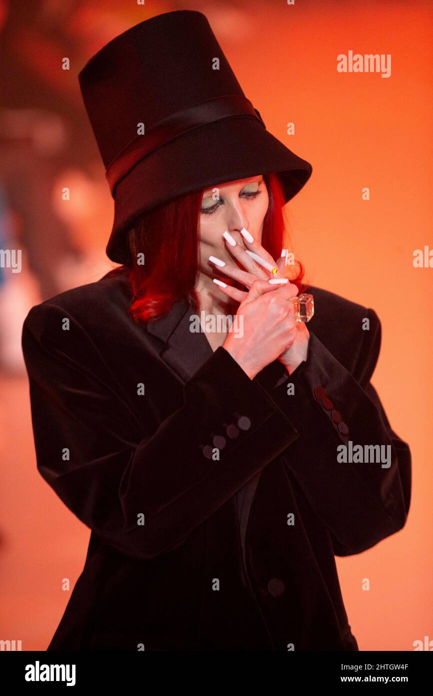 Karen Elson 2022
