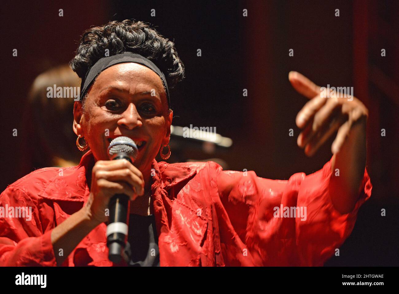 Live Concert 01 Stock Photo Alamy live-concert-01-stock-photo-alamy