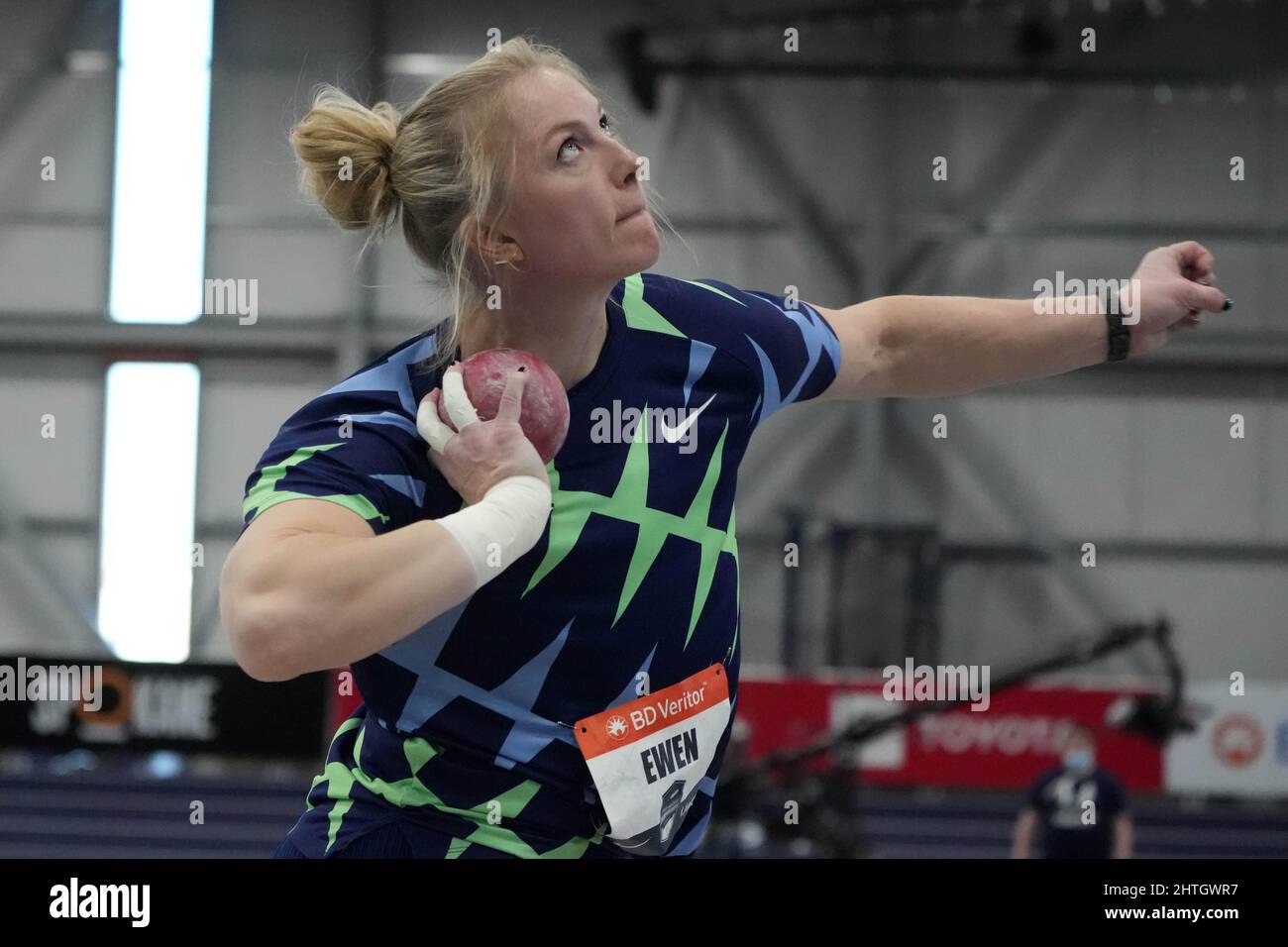 Maggie Ewen wins the women's shot put at 64-11 1/4 (19.79m) during the ...