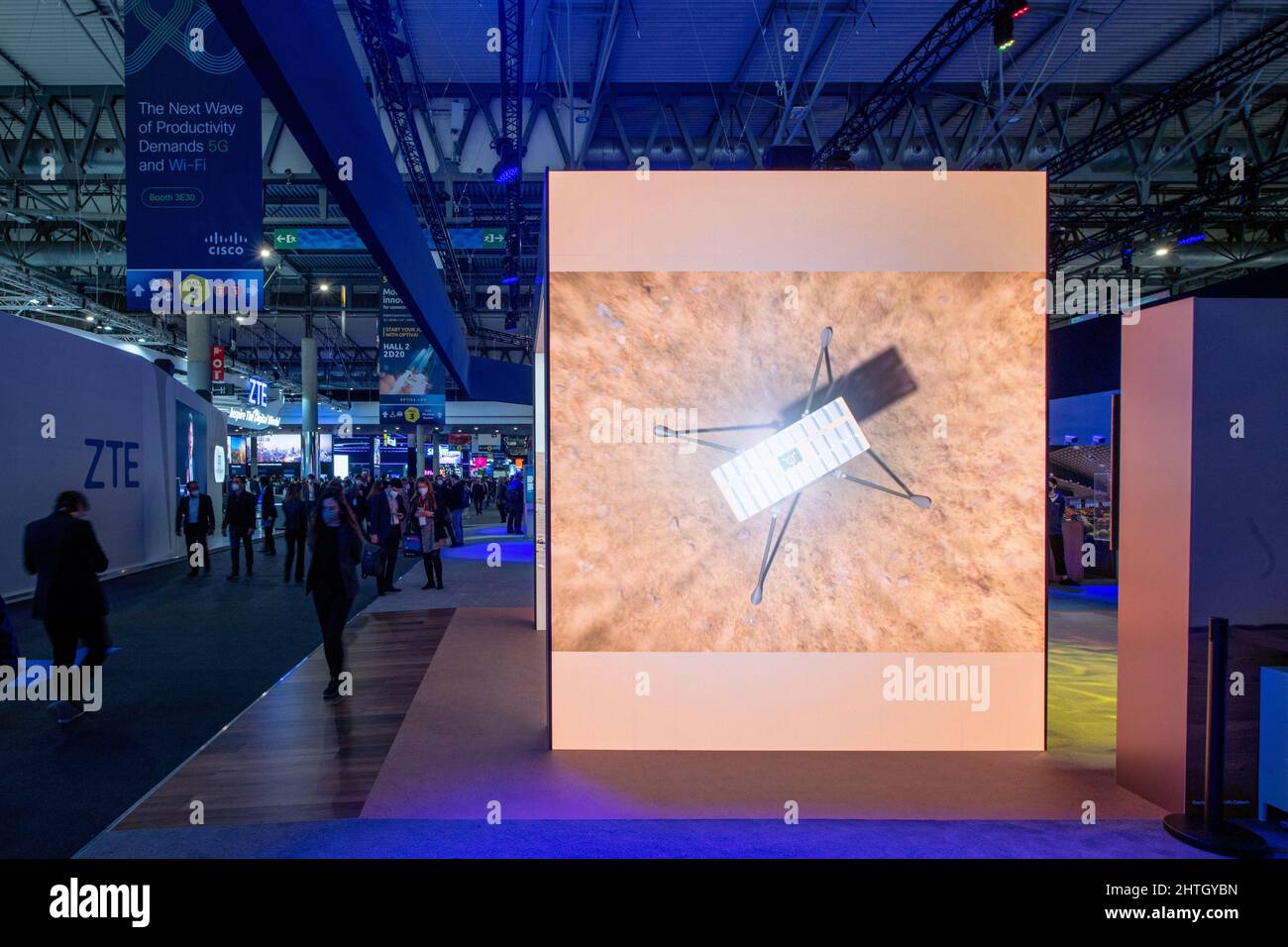 Qualcomm booth hi-res stock photography and images - Alamy